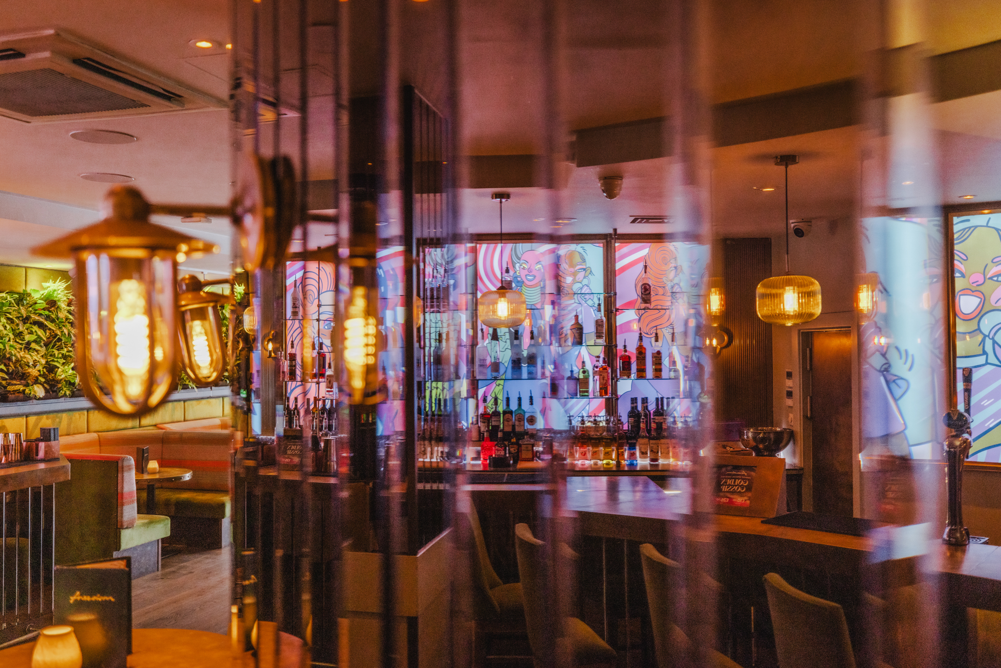 Freedom Bar – Freedom is a stylish and sophisticated Bar and Club ...